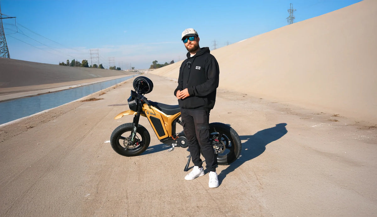 Solar E-Clipse Race Edition Motorbike FIRST LOOK! Verified 0-60mph ...